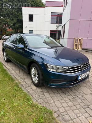 Blue Volkswagen Passat B8 2022 in Riga, with an engine capacity of 1.50 L and mileage of 71 thousand km for 18900 €, photo 3 on AUTOMOTO.COM.LV