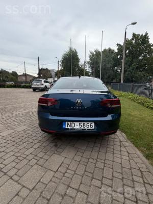 Blue Volkswagen Passat B8 2022 in Riga, with an engine capacity of 1.50 L and mileage of 71 thousand km for 18900 €, photo 7 on AUTOMOTO.COM.LV