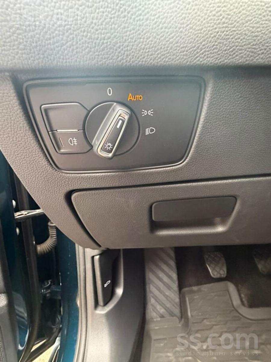 Blue Volkswagen Passat B8 2022 in Riga, with an engine capacity of 1.50 L and mileage of 71 thousand km for 18900 €, photo 15 on AUTOMOTO.COM.LV
