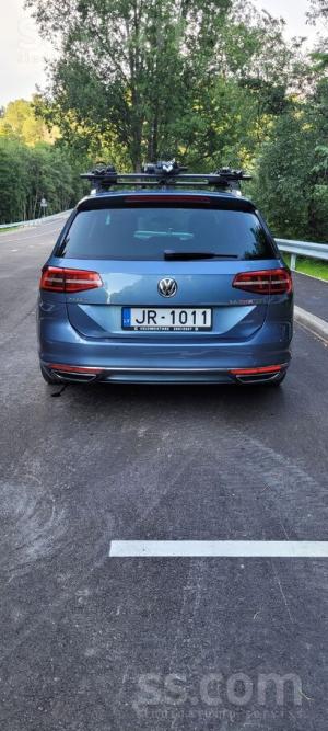 Zils Volkswagen Passat B8 2014 Rīga, ar dzinēja tilpumu 2.00 L un nobraukumu 285 tūkst. km par 15300 €, foto 9 vietnē AUTOMOTO.COM.LV