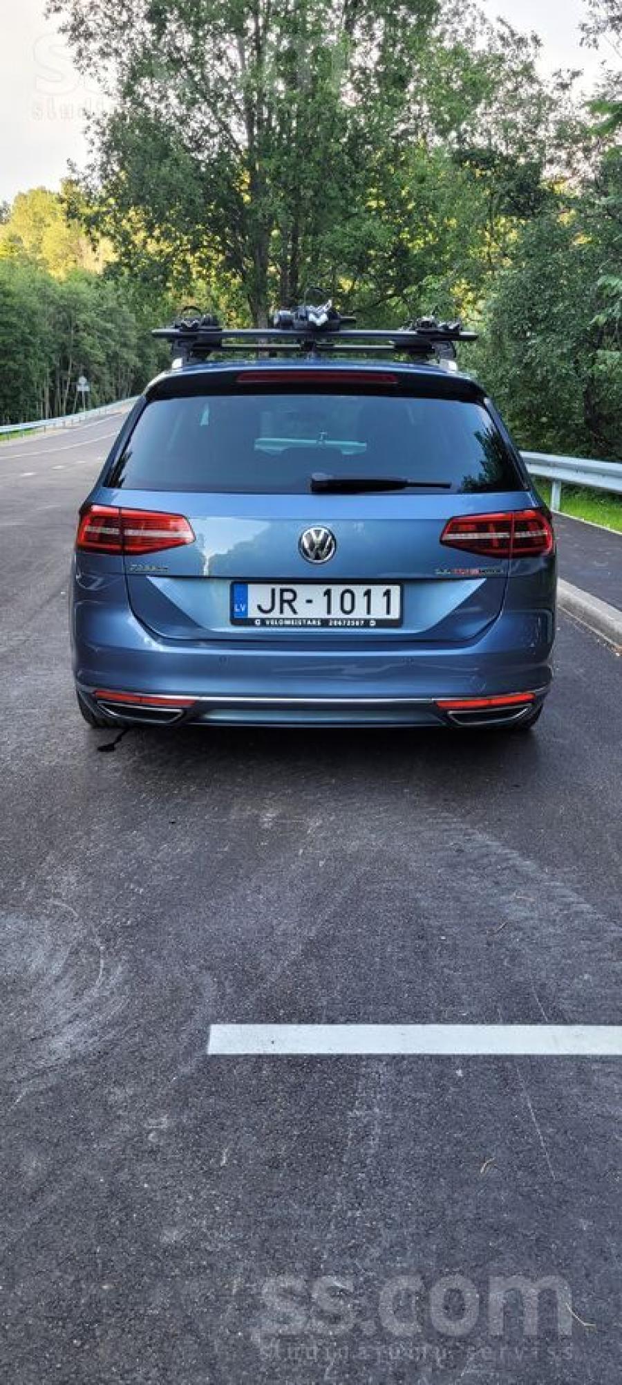 Zils Volkswagen Passat B8 2014 Rīga, ar dzinēja tilpumu 2.00 L un nobraukumu 285 tūkst. km par 15300 €, foto 9 vietnē AUTOMOTO.COM.LV