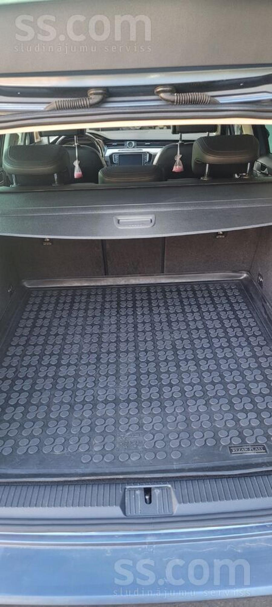 Zils Volkswagen Passat B8 2014 Rīga, ar dzinēja tilpumu 2.00 L un nobraukumu 285 tūkst. km par 15300 €, foto 14 vietnē AUTOMOTO.COM.LV