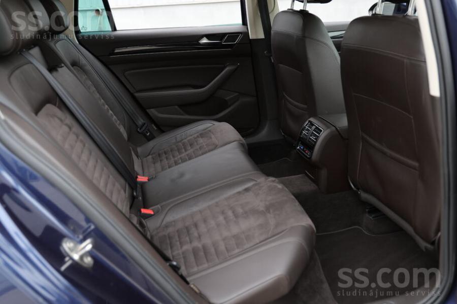 Zils Volkswagen Passat B8 2015 Tukums, ar dzinēja tilpumu 2.00 L un nobraukumu 270 tūkst. km par 12500 €, foto 13 vietnē AUTOMOTO.COM.LV