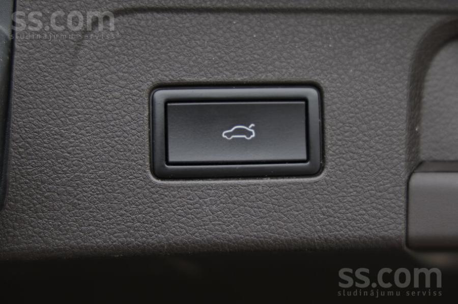 Zils Volkswagen Passat B8 2015 Tukums, ar dzinēja tilpumu 2.00 L un nobraukumu 270 tūkst. km par 12500 €, foto 15 vietnē AUTOMOTO.COM.LV