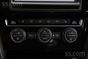Zils Volkswagen Passat B8 2015 Tukums, ar dzinēja tilpumu 2.00 L un nobraukumu 270 tūkst. km par 12500 €, foto 31 vietnē AUTOMOTO.COM.LV