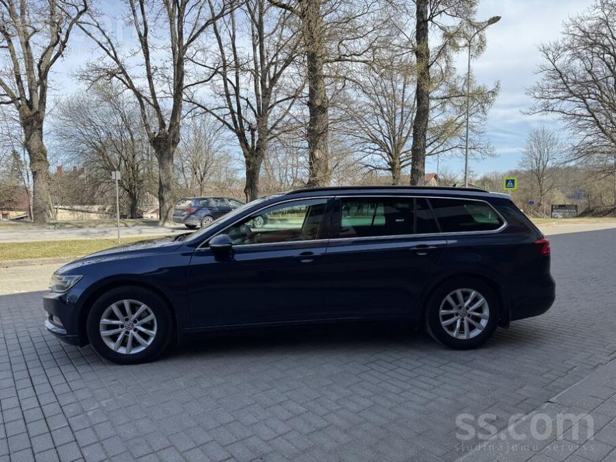 Blue Volkswagen Passat B8 2015 in Cesis, with an engine capacity of 2.00 L and mileage of 0 thousand km for 8500 €, photo 8 on AUTOMOTO.COM.LV