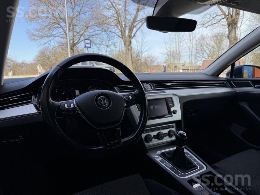 Blue Volkswagen Passat B8 2015 in Cesis, with an engine capacity of 2.00 L and mileage of 0 thousand km for 8500 €, photo 17 on AUTOMOTO.COM.LV