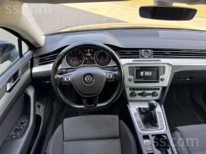 Blue Volkswagen Passat B8 2015 in Cesis, with an engine capacity of 2.00 L and mileage of 0 thousand km for 8500 €, photo 18 on AUTOMOTO.COM.LV