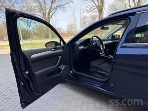 Blue Volkswagen Passat B8 2015 in Cesis, with an engine capacity of 2.00 L and mileage of 0 thousand km for 8500 €, photo 22 on AUTOMOTO.COM.LV