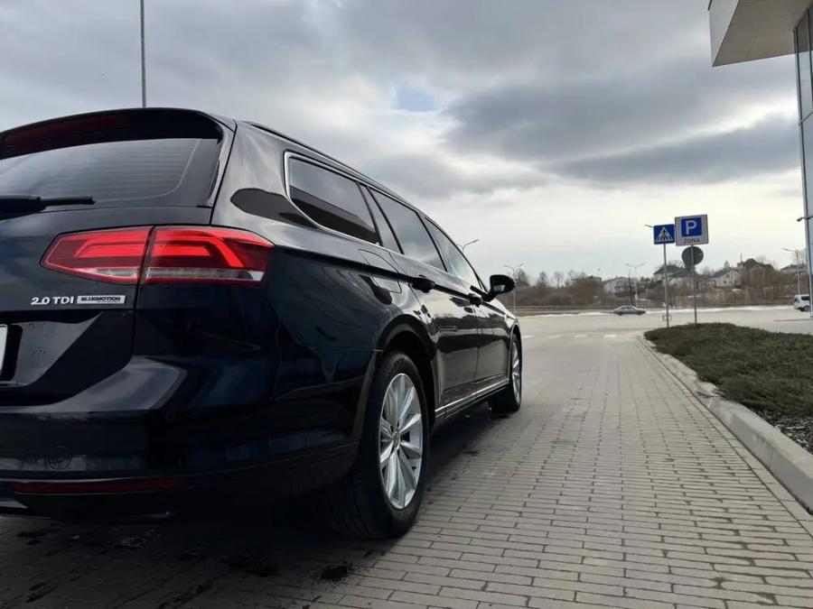 Zils Volkswagen Passat B8 2015 Rēzekne, ar dzinēja tilpumu 2.00 L un nobraukumu 241 tūkst. km par 8900 €, foto 6 vietnē AUTOMOTO.COM.LV