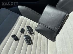 Blue Volkswagen Passat B8 2015 in Tukums, with an engine capacity of 2.00 L and mileage of 268 thousand km for 12000 €, photo 4 on AUTOMOTO.COM.LV