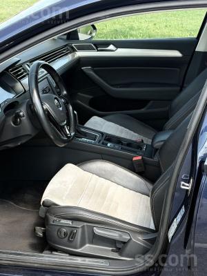 Blue Volkswagen Passat B8 2015 in Tukums, with an engine capacity of 2.00 L and mileage of 268 thousand km for 12000 €, photo 13 on AUTOMOTO.COM.LV