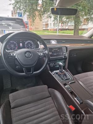 Blue Volkswagen Passat B8 2015 in Madona, with an engine capacity of 2.00 L and mileage of 309 thousand km for 11000 €, photo  on AUTOMOTO.COM.LV