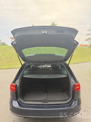 Blue Volkswagen Passat B8 2015 in Ogre, with an engine capacity of 1.60 L and mileage of 217 thousand km for 11300 €, photo 11 on AUTOMOTO.COM.LV