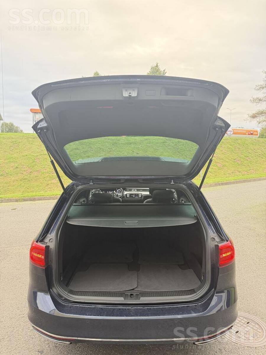 Blue Volkswagen Passat B8 2015 in Ogre, with an engine capacity of 1.60 L and mileage of 217 thousand km for 11300 €, photo 11 on AUTOMOTO.COM.LV