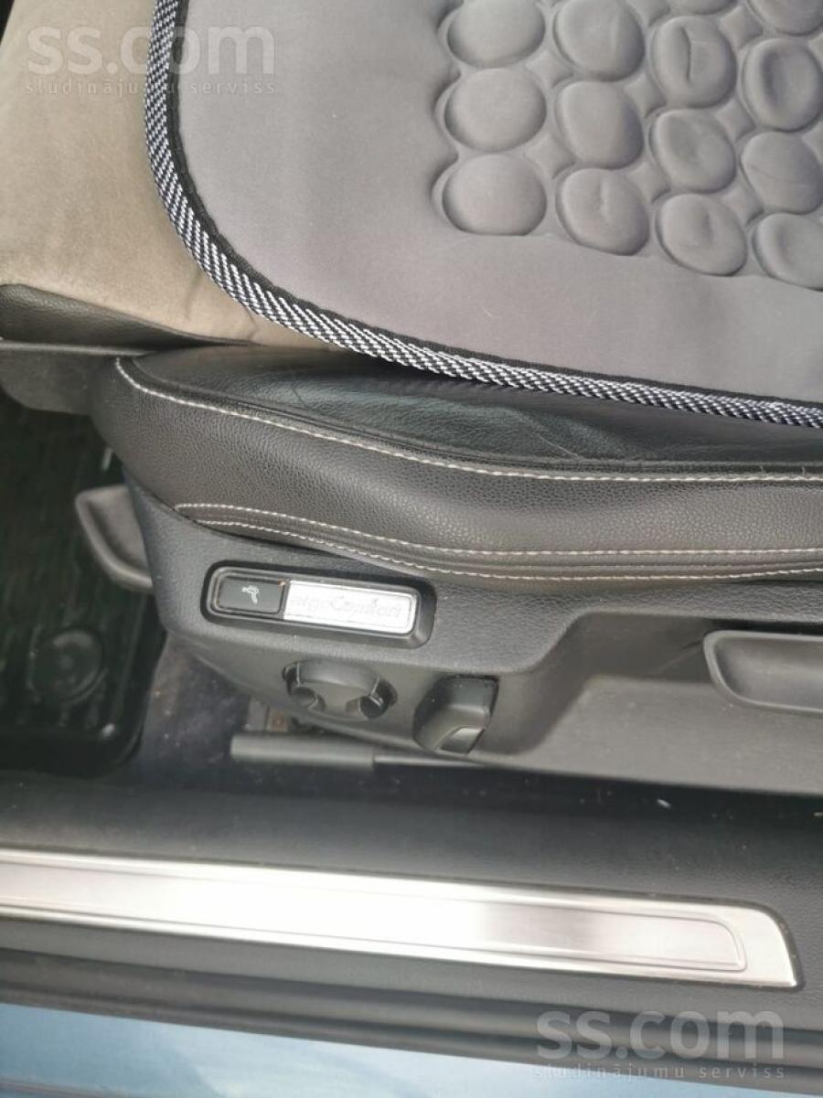 Zils Volkswagen Passat B8 2015 Rīga, ar dzinēja tilpumu 2.00 L un nobraukumu 0 tūkst. km par 6900 €, foto 14 vietnē AUTOMOTO.COM.LV