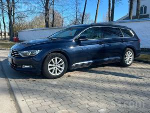 Blue Volkswagen Passat B8 2016 in Rezekne, with an engine capacity of 2.00 L and mileage of 260 thousand km for 7900 €, photo 2 on AUTOMOTO.COM.LV