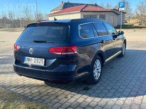 Blue Volkswagen Passat B8 2016 in Rezekne, with an engine capacity of 2.00 L and mileage of 260 thousand km for 7900 €, photo 3 on AUTOMOTO.COM.LV