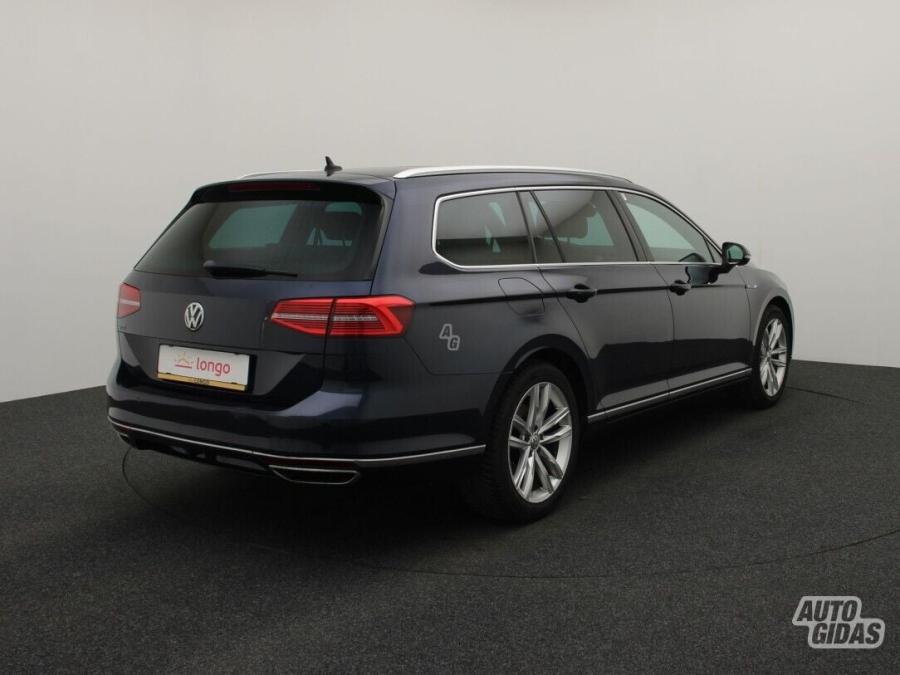 Blue Volkswagen Passat B8 2016 in Vilnius, with an engine capacity of 1.40 L and mileage of 200 thousand km for 12199 €, photo 8 on AUTOMOTO.COM.LV