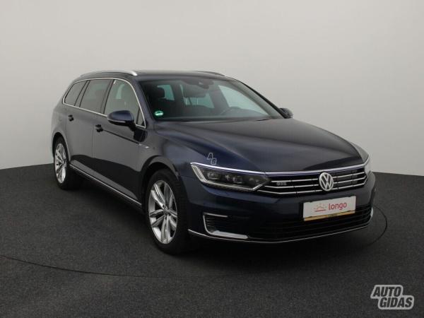 Zils Volkswagen Passat B8 2016 Viļņa, ar dzinēja tilpumu 1.40 L un nobraukumu 200 tūkst. km par 12199 €, foto 10 vietnē AUTOMOTO.COM.LV