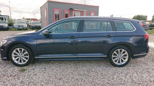 Blue Volkswagen Passat B8 2016 in Riga, with an engine capacity of 1.60 L and mileage of 258 thousand km for 12800 €, photo 8 on AUTOMOTO.COM.LV
