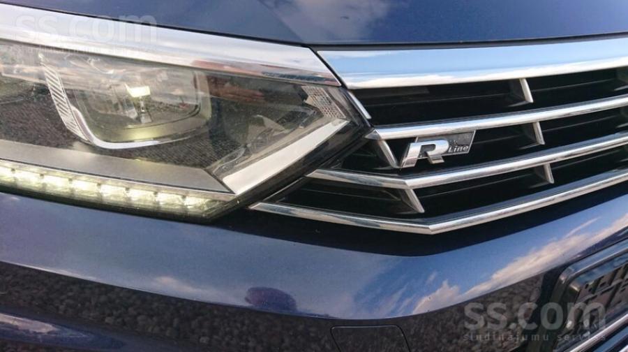Blue Volkswagen Passat B8 2016 in Riga, with an engine capacity of 1.60 L and mileage of 258 thousand km for 12800 €, photo 16 on AUTOMOTO.COM.LV