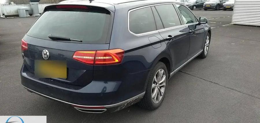 Zils Volkswagen Passat B8 2016 Jūrmala, ar dzinēja tilpumu 1.40 L un nobraukumu 228 tūkst. km par 11950 €, foto 5 vietnē AUTOMOTO.COM.LV