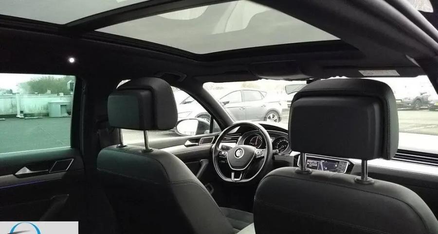 Zils Volkswagen Passat B8 2016 Jūrmala, ar dzinēja tilpumu 1.40 L un nobraukumu 228 tūkst. km par 11950 €, foto 9 vietnē AUTOMOTO.COM.LV