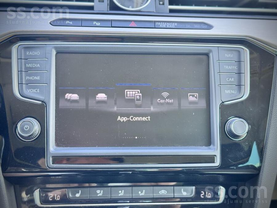 Zils Volkswagen Passat B8 2016 Bauska, ar dzinēja tilpumu 1.40 L un nobraukumu 232 tūkst. km par 12000 €, foto 20 vietnē AUTOMOTO.COM.LV