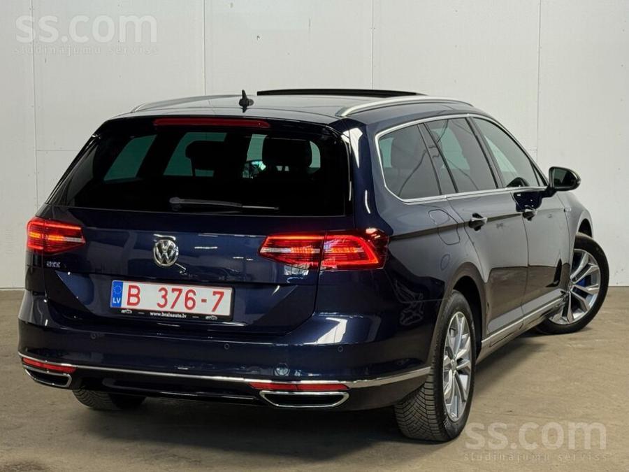 Blue Volkswagen Passat B8 2016 in Jurmala, with an engine capacity of 1.40 L and mileage of 229 thousand km for 11950 €, photo 14 on AUTOMOTO.COM.LV