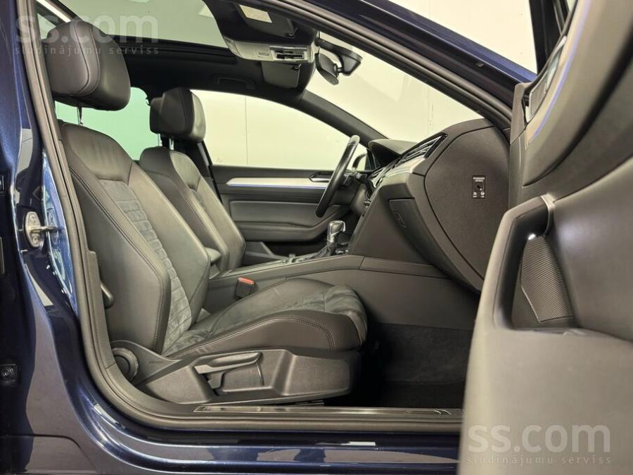 Blue Volkswagen Passat B8 2016 in Jurmala, with an engine capacity of 1.40 L and mileage of 229 thousand km for 11950 €, photo 20 on AUTOMOTO.COM.LV
