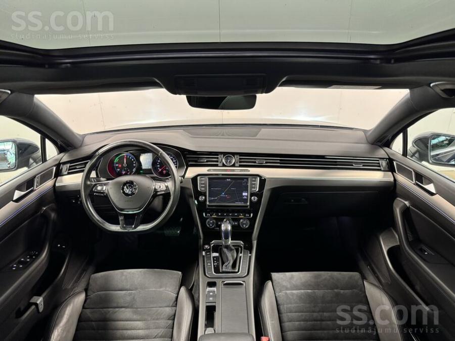 Blue Volkswagen Passat B8 2016 in Jurmala, with an engine capacity of 1.40 L and mileage of 229 thousand km for 11950 €, photo 23 on AUTOMOTO.COM.LV