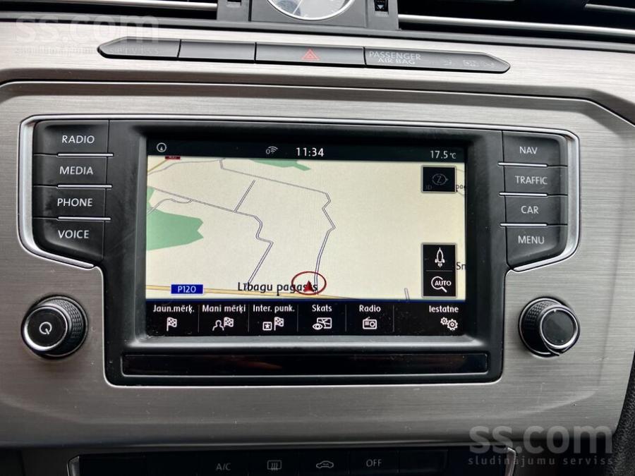 Zils Volkswagen Passat B8 2016 Talsi, ar dzinēja tilpumu 1.60 L un nobraukumu 0 tūkst. km par 7500 €, foto 11 vietnē AUTOMOTO.COM.LV