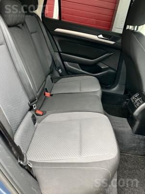 Zils Volkswagen Passat B8 2016 Talsi, ar dzinēja tilpumu 1.60 L un nobraukumu 0 tūkst. km par 7500 €, foto 16 vietnē AUTOMOTO.COM.LV