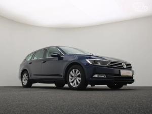 Zils Volkswagen Passat B8 2017 Viļņa, ar dzinēja tilpumu 2.00 L un nobraukumu 292 tūkst. km par 9399 €, foto 12 vietnē AUTOMOTO.COM.LV