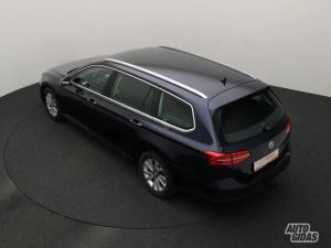 Zils Volkswagen Passat B8 2017 Viļņa, ar dzinēja tilpumu 2.00 L un nobraukumu 292 tūkst. km par 9399 €, foto 13 vietnē AUTOMOTO.COM.LV