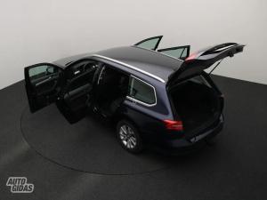 Zils Volkswagen Passat B8 2017 Viļņa, ar dzinēja tilpumu 2.00 L un nobraukumu 292 tūkst. km par 9399 €, foto 14 vietnē AUTOMOTO.COM.LV