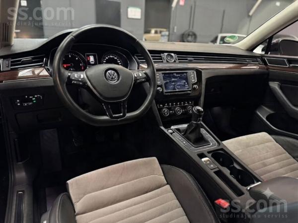 Zils Volkswagen Passat B8 2017 Rīga, ar dzinēja tilpumu 2.00 L un nobraukumu 168 tūkst. km par 10990 €, foto 5 vietnē AUTOMOTO.COM.LV