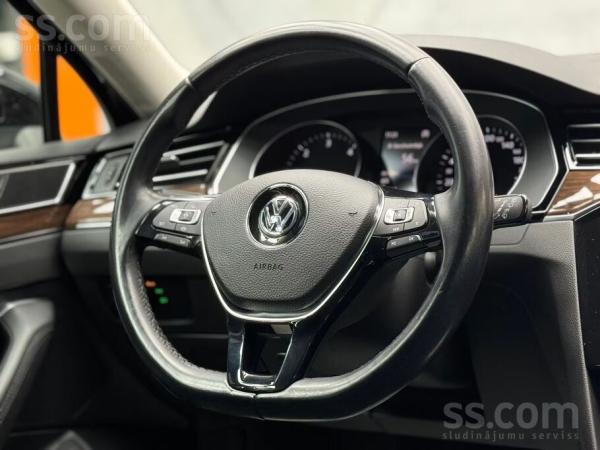 Zils Volkswagen Passat B8 2017 Rīga, ar dzinēja tilpumu 2.00 L un nobraukumu 168 tūkst. km par 10990 €, foto 8 vietnē AUTOMOTO.COM.LV