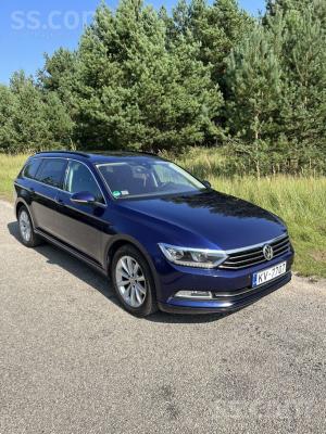 Blue Volkswagen Passat B8 2018 in Riga, with an engine capacity of 2.00 L and mileage of 255 thousand km for 10950 €, photo 2 on AUTOMOTO.COM.LV