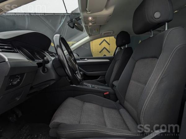Zils Volkswagen Passat B8 2018 Tukums, ar dzinēja tilpumu 2.00 L un nobraukumu 231 tūkst. km par 8800 €, foto 6 vietnē AUTOMOTO.COM.LV