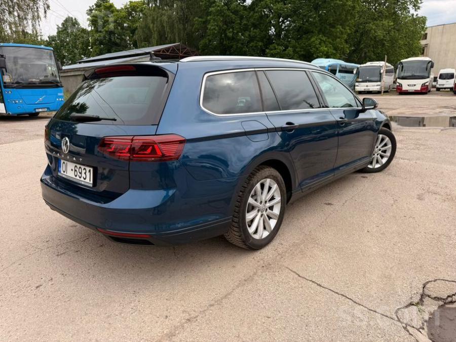 Zils Volkswagen Passat B8 2019 Rīga, ar dzinēja tilpumu 2.00 L un nobraukumu 230 tūkst. km par 14770 €, foto 5 vietnē AUTOMOTO.COM.LV
