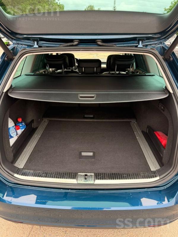 Blue Volkswagen Passat B8 2019 in Riga, with an engine capacity of 2.00 L and mileage of 230 thousand km for 14770 €, photo 9 on AUTOMOTO.COM.LV