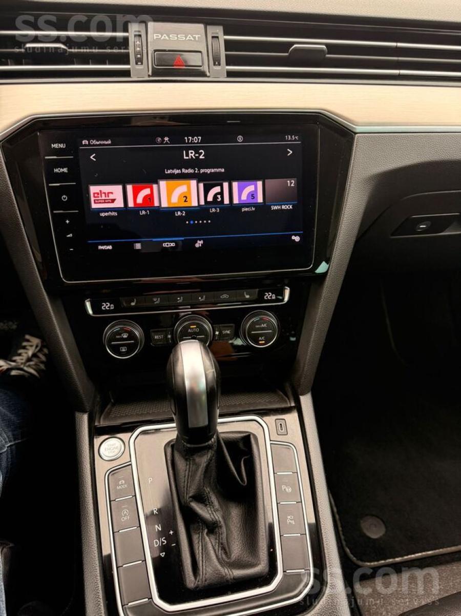 Zils Volkswagen Passat B8 2019 Rīga, ar dzinēja tilpumu 2.00 L un nobraukumu 230 tūkst. km par 14770 €, foto 14 vietnē AUTOMOTO.COM.LV