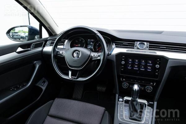 Blue Volkswagen Passat B8 2019 in Riga, with an engine capacity of 2.00 L and mileage of 153 thousand km for 12950 €, photo 9 on AUTOMOTO.COM.LV