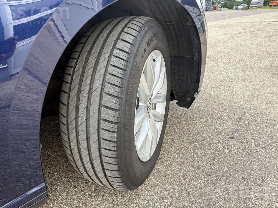 Zils Volkswagen Passat B8 2019 Rīga, ar dzinēja tilpumu 2.00 L un nobraukumu 239 tūkst. km par 10300 €, foto 11 vietnē AUTOMOTO.COM.LV