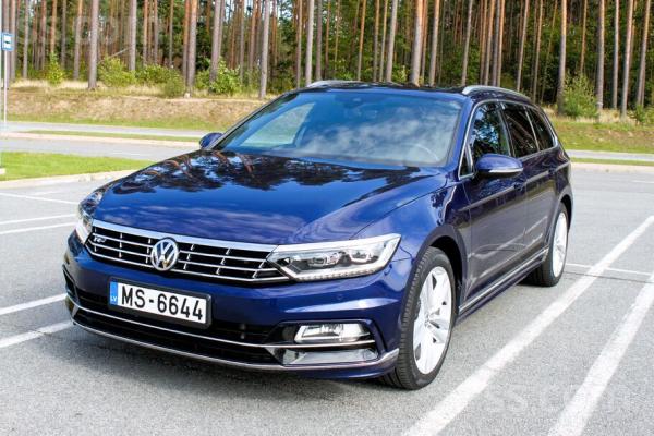 Volkswagen Passat B8 2019 Rīga vietnē Zils Volkswagen Passat B8 2019 Rīga, ar dzinēja tilpumu 2.00 L un nobraukumu 191 tūkst. km par 15000 €, foto 4 vietnē AUTOMOTO.COM.LV