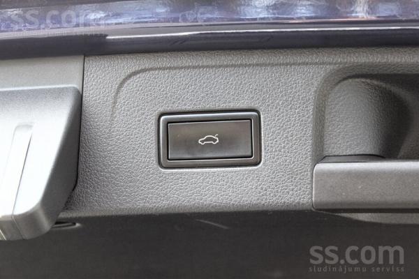 Volkswagen Passat B8 2019 Rīga vietnē Zils Volkswagen Passat B8 2019 Rīga, ar dzinēja tilpumu 2.00 L un nobraukumu 191 tūkst. km par 15000 €, foto 10 vietnē AUTOMOTO.COM.LV