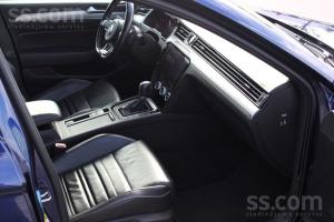 Blue Volkswagen Passat B8 2019 in Riga, with an engine capacity of 2.00 L and mileage of 191 thousand km for 15000 €, photo 11 on AUTOMOTO.COM.LV
