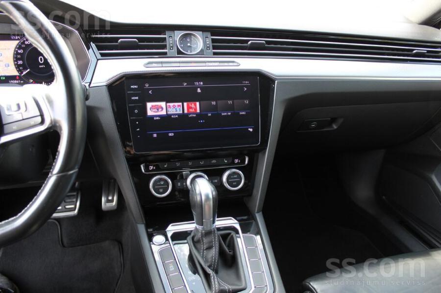 Blue Volkswagen Passat B8 2019 in Riga, with an engine capacity of 2.00 L and mileage of 191 thousand km for 15000 €, photo 15 on AUTOMOTO.COM.LV